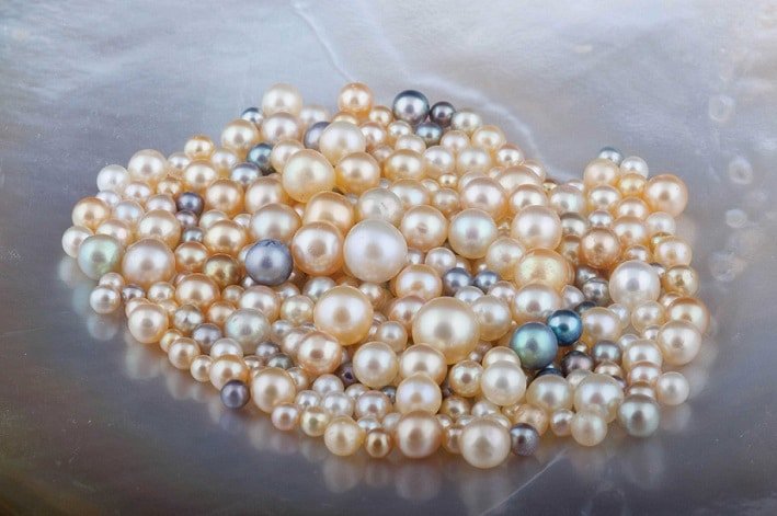 DANAT And Bicester Collection Elevate Bahrain Natural Pearls Worldwide ...